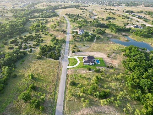 2074 Woodland Rd, Weatherford, TX 76088