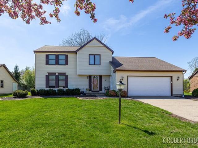 2074 Wolfboro Dr SE, Kentwood, MI 49508
