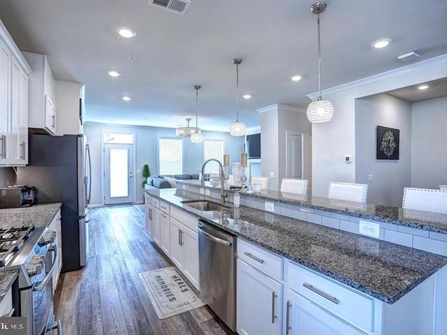20752 Wood Quay