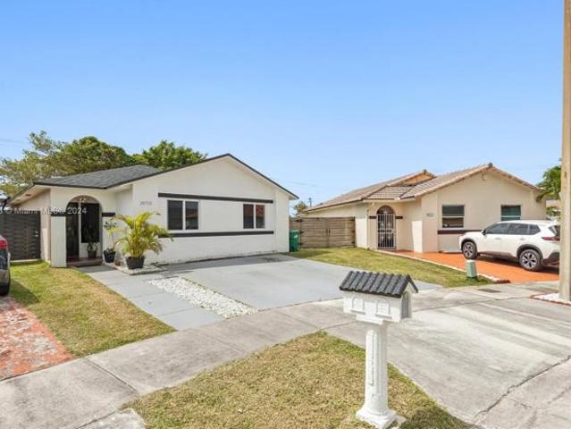 20752 SW 121st Ct, Miami, FL 33177