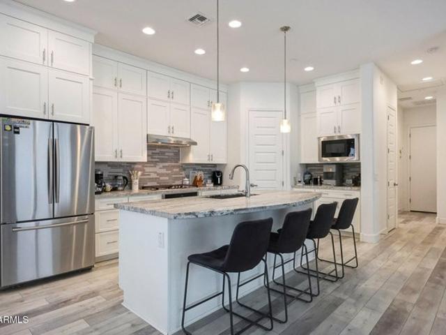 20756 W Medlock Dr, Buckeye, AZ 85396