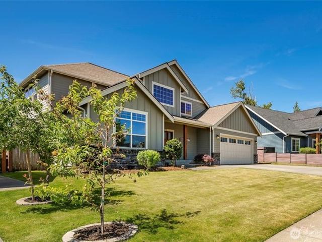2075 Bluestem St, Lynden, WA 98264