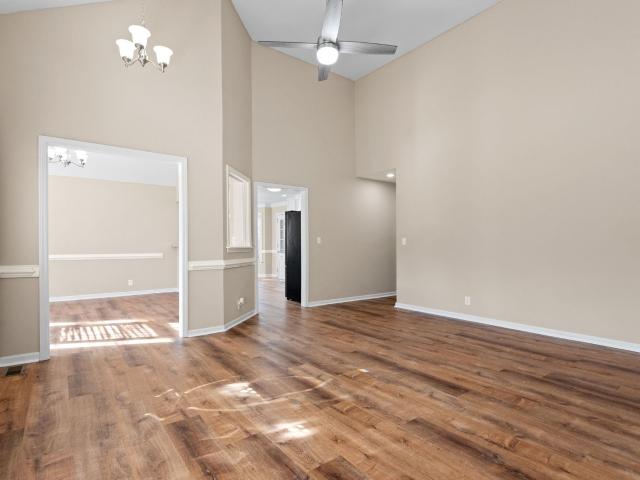 2075 Cowens Bridge Road