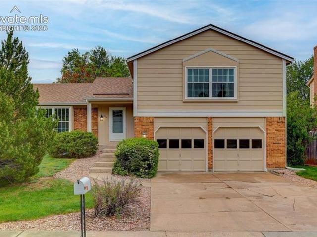 2075 Danny Dr, Colorado Springs, CO 80918