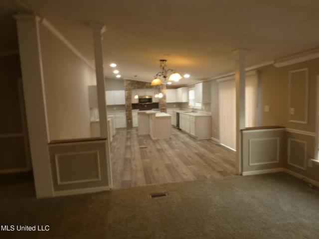 2075 Hartwell Road