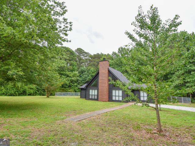 2075 Highway 36 E