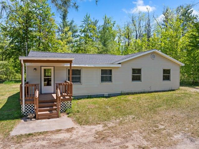 2075 Lone Pine Rd, Gaylord, MI 49735