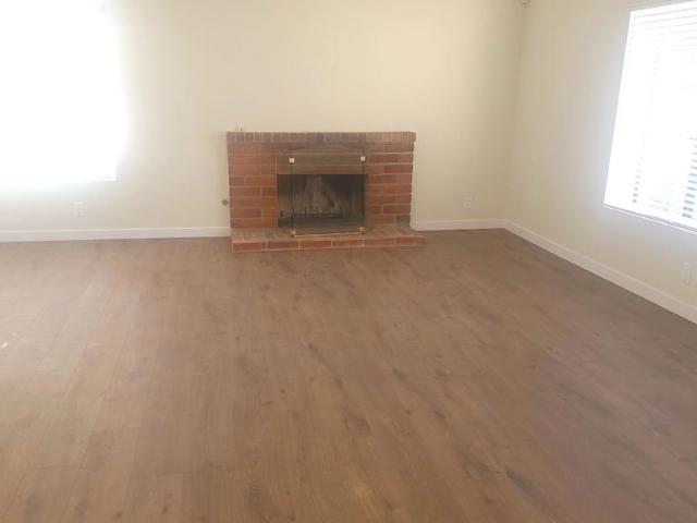 2075 Sierra Place