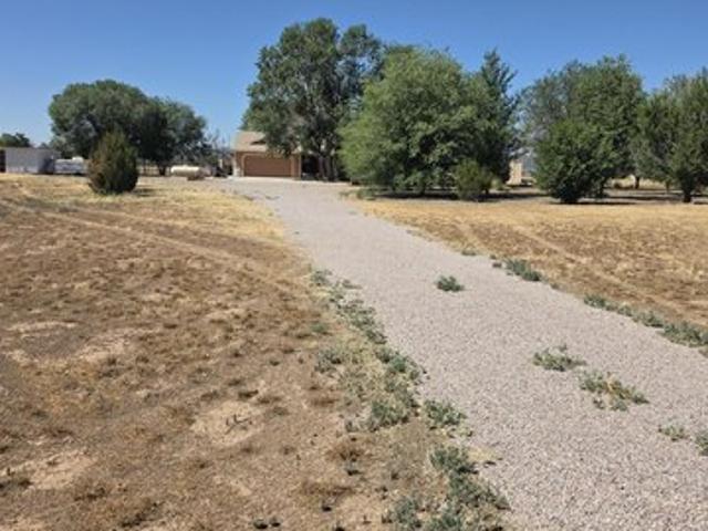 2075 W Big Chino Rd, Paulden, AZ 86334
