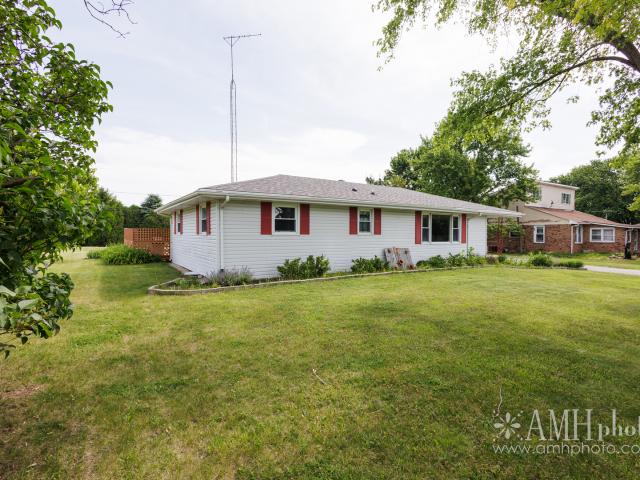 2075 W State Route 102