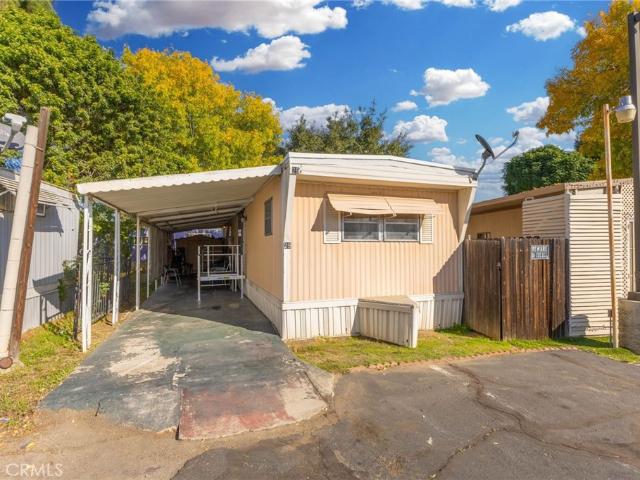 2075 W Rialto Ave, Unit 29, San Bernardino, CA 92410 | MLS #IG25276