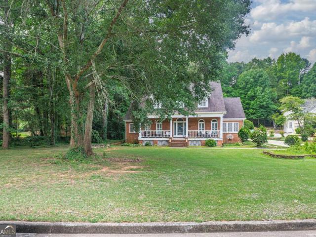 2075 Whispering Pines Lane