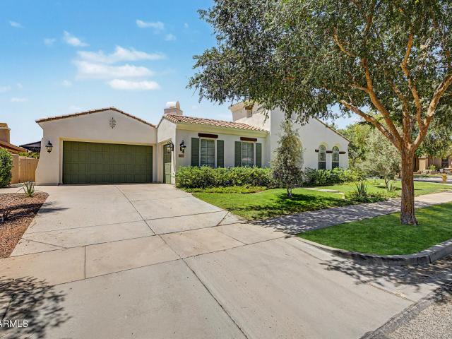 20763 W HOLT Drive