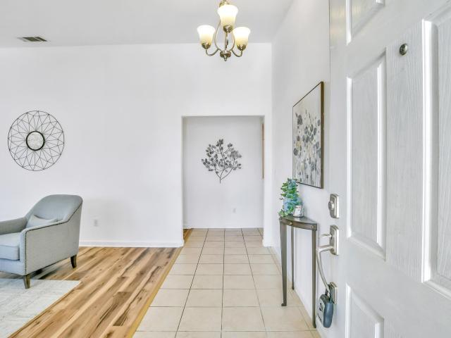 2076 Heartland Cir