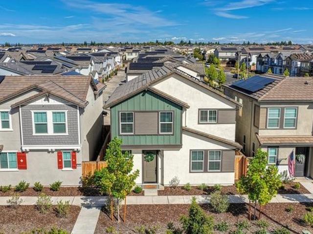 2076 Heavenly St, Lincoln, CA 95648