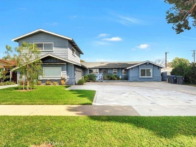 2076 S Eileen Dr, Anaheim, CA 92802