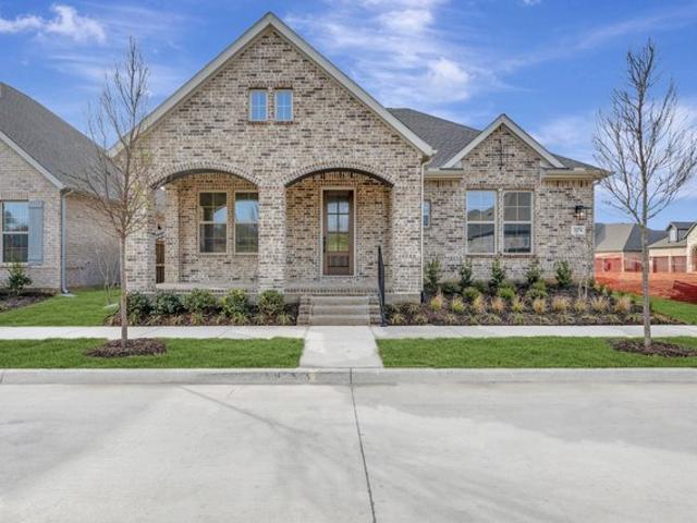 2076 Spotted Fawn Dr, Arlington, TX 76005