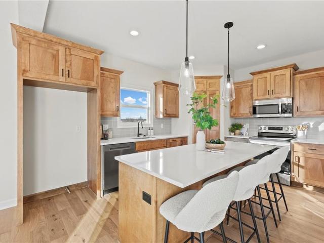 20779 Emerald St, Spring Hill, KS 66083 | MLS #2610
