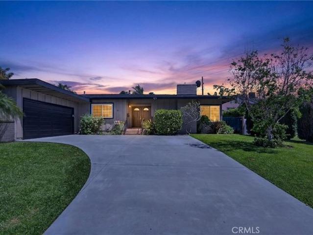 2077 N Mori Ln, Orange, CA 92867