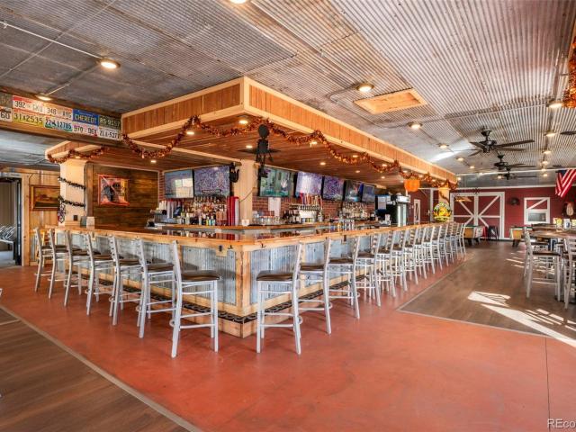2077 N State Highway 83