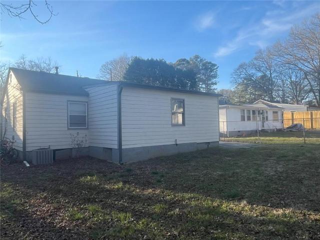 2077 Brockett Road