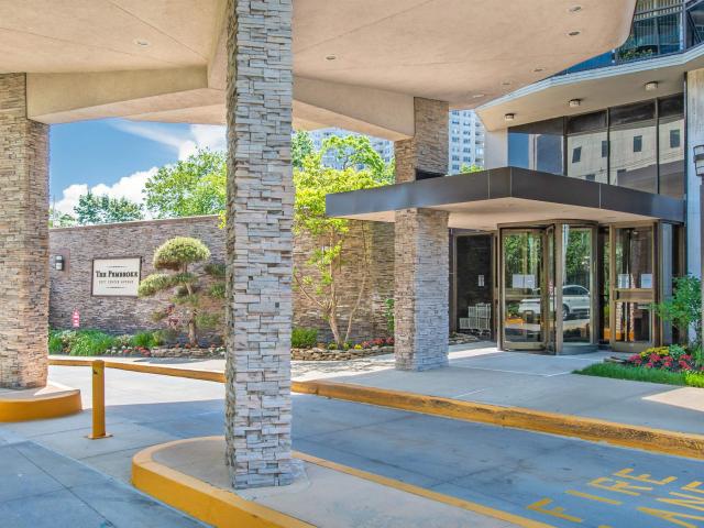 2077 Center Ave, Unit 7G, Fort Lee, NJ 07024 | MLS #250025 | Compass
