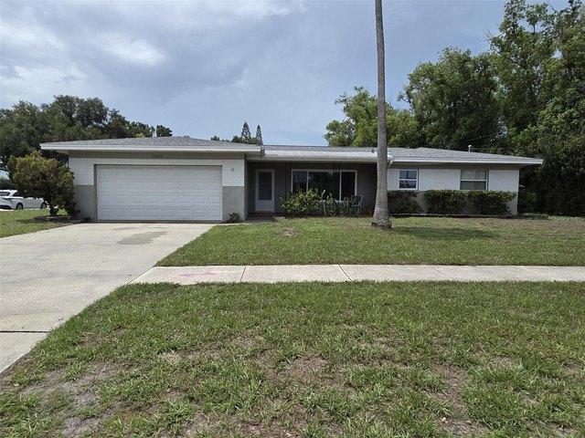 2077 Druid Rd E, Clearwater, FL 33764