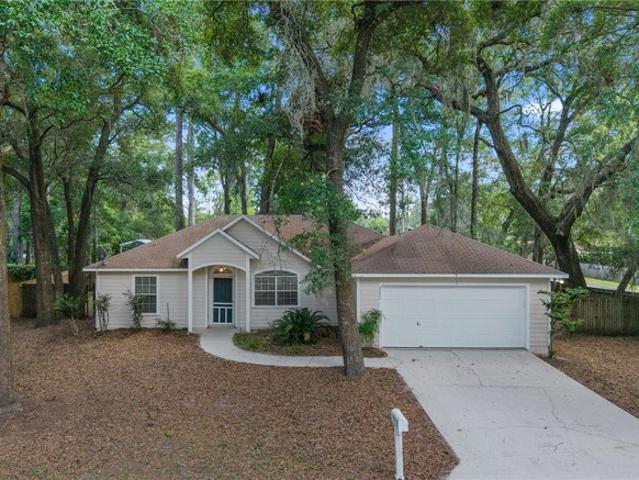 2077 SW 42nd Ln, Gainesville, FL 32608