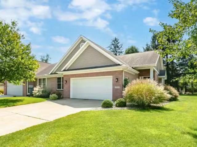 2078 AUTUMN CREST LN, KALAMAZOO, MI 49008 Condo/Townhome For S.