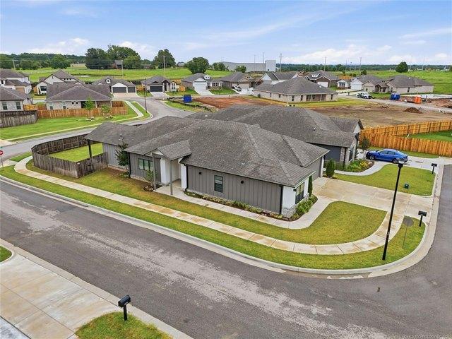 2078 E 130th St S, Jenks, OK 74037