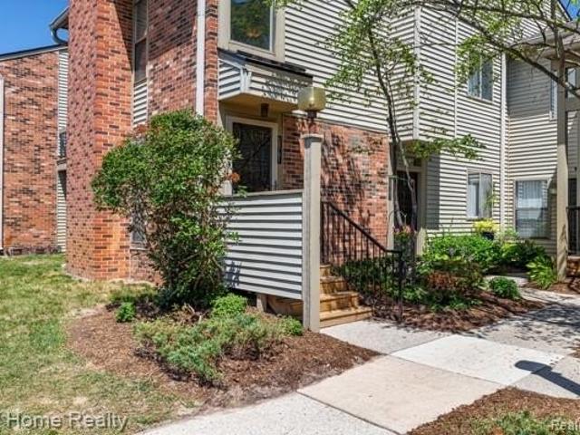 20791 Indian Creek Dr Unit 78, Farmington Hills, MI 48335