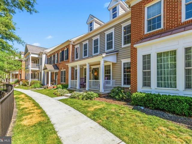 20791 Red Cedar Dr, Leesburg, VA 20175
