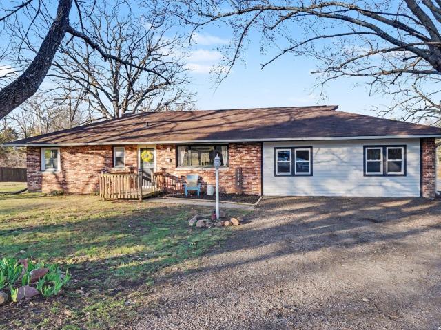 2079 N 1369th Rd, Eudora, KS 66025 | MLS #165116 | Compass