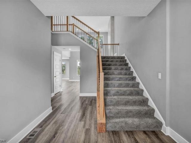 2079 Glenmont Drive