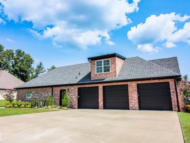 2079 Sloan Lake Drive