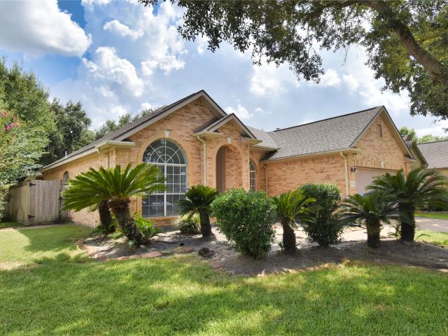20703 Whitevine Way