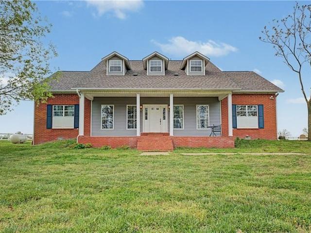 20703 Safari Rd, Gentry, AR 72734