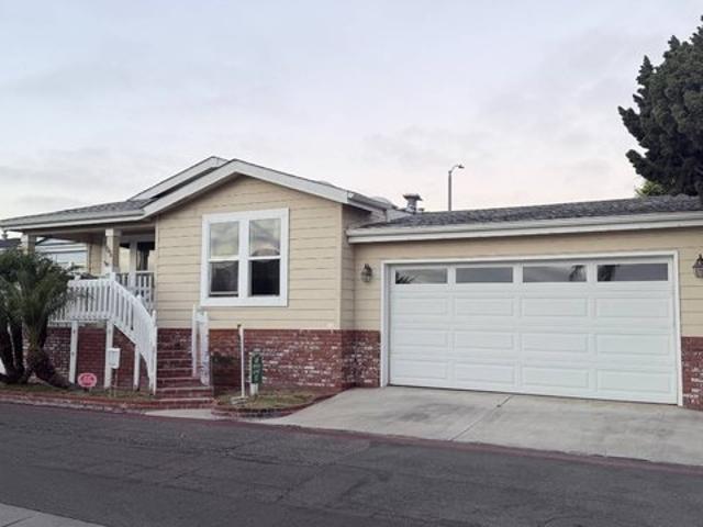 20701 Beach Blvd Spc 65, Huntington Beach, CA 92648