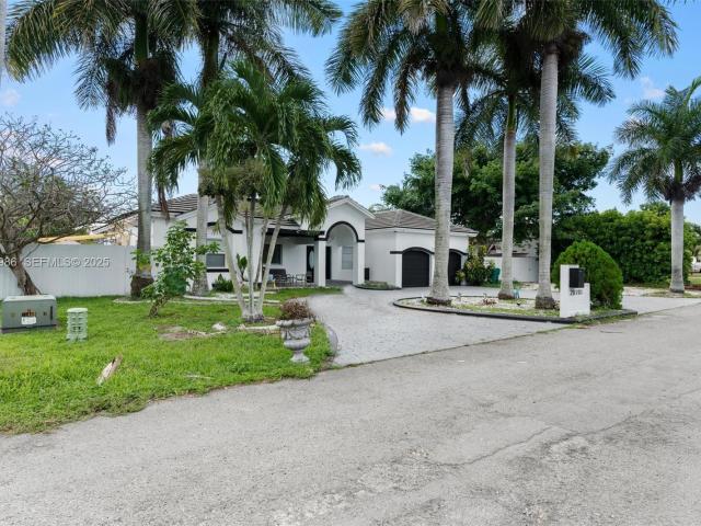 20701 SW 132nd Ct, Miami, FL 33177 | MLS #A11851