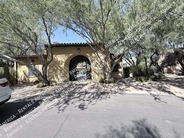 20704 N 90th Pl, 3 beds, 2 full baths