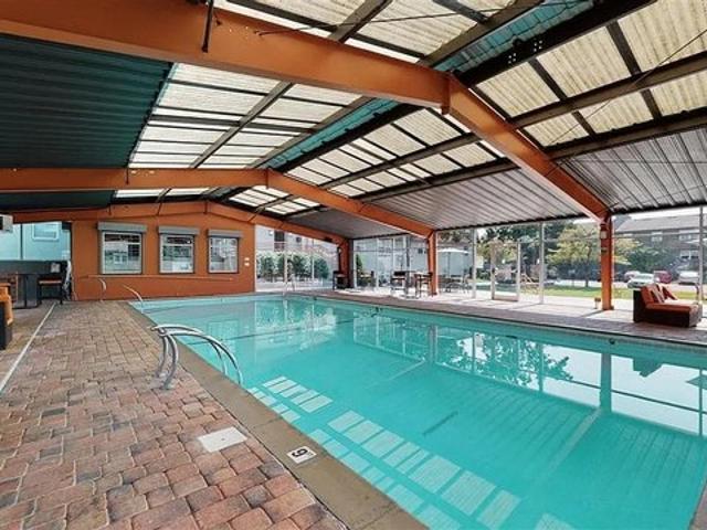 2070 Garden Springs Dr, Lexington, KY 40504