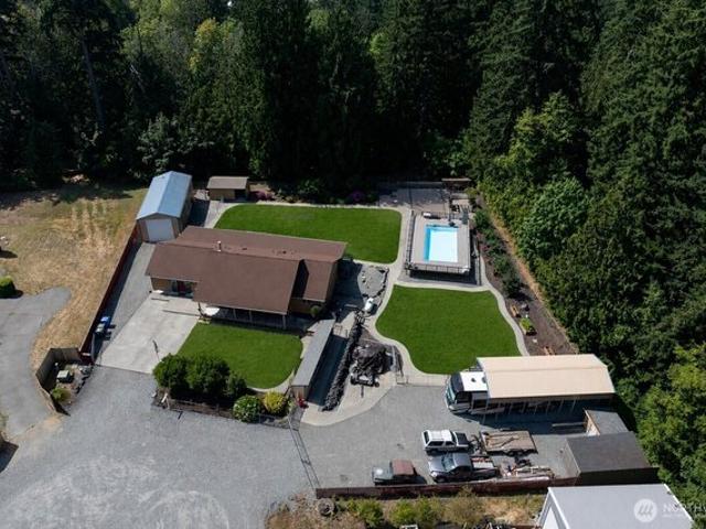 2070 rd Ave E, Spanaway, WA 98387