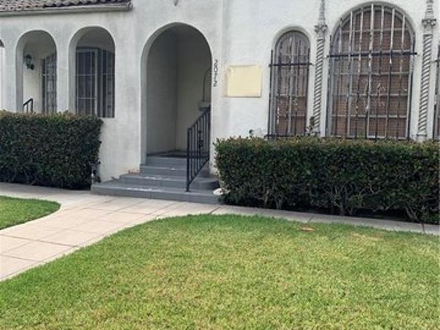 2070 W 54th St, Los Angeles, CA 90062