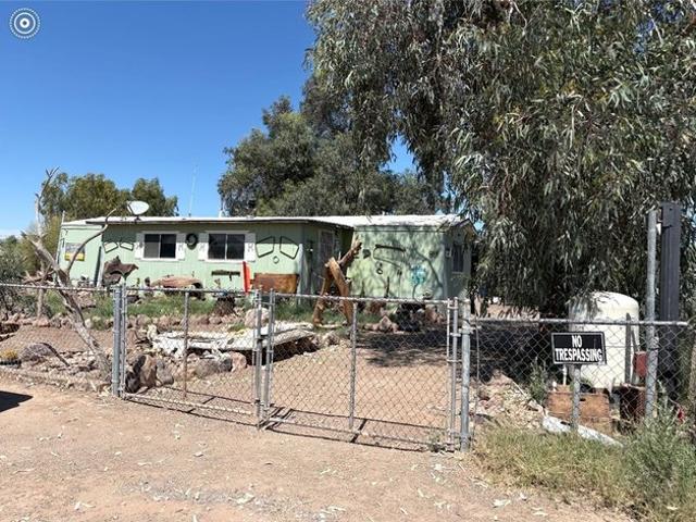 2071 E Hackamore Dr, Mohave Valley, AZ 86440