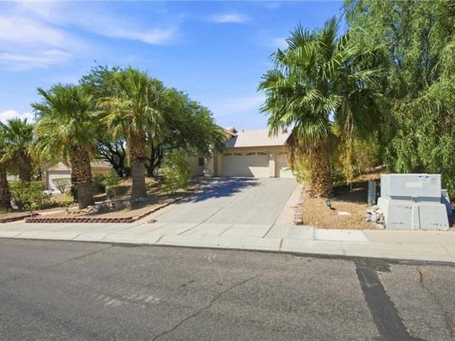 2071 Jo Ann Ave, Bullhead City, AZ 86442