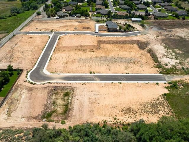 2071 Thomas Ivy Ln, Grand Junction, CO 81507