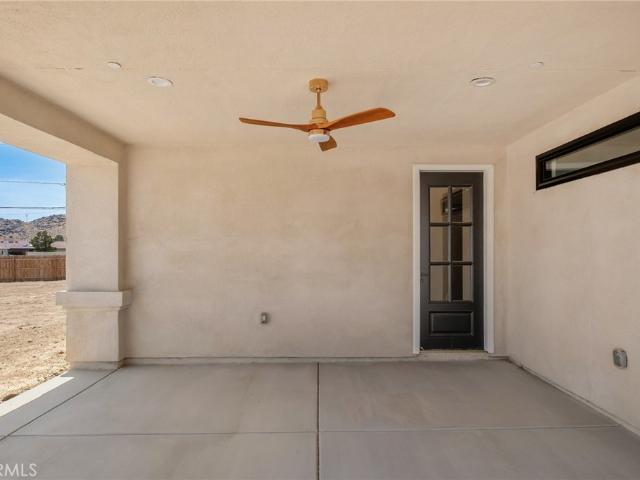 20721 Standing Rock Ave, Apple Valley, CA 92307 | MLS #HD26117