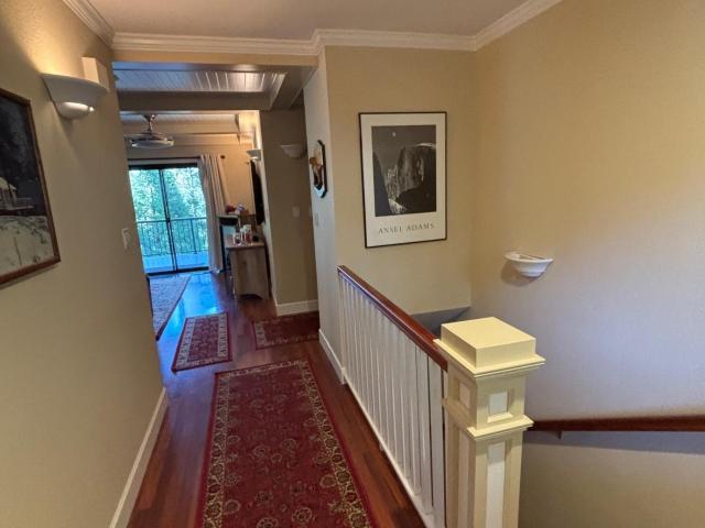 20728 Point View Dr