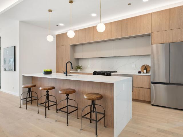 2072 N Western Avenue # PH 403