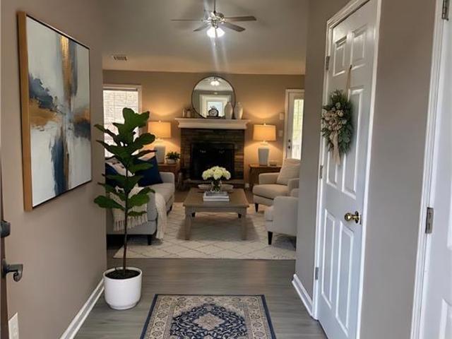 2072 Amberly Crossing Lane